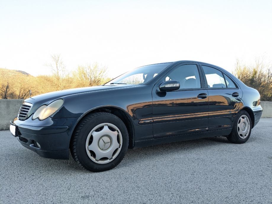 Mercedes-Benz C-klasa 200 Classic, 2001 god.