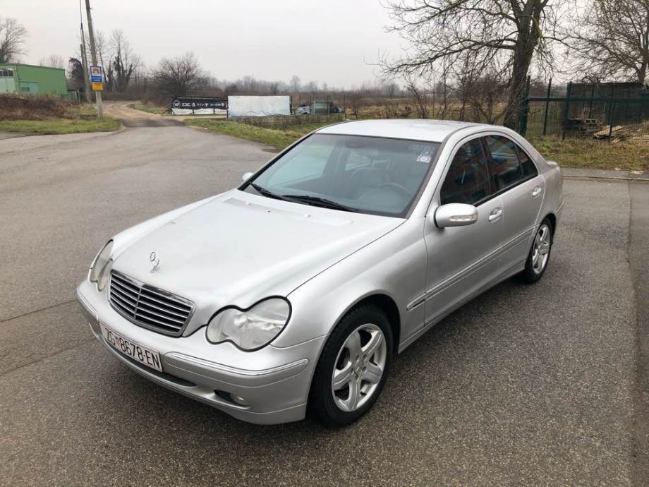 Mercedes-Benz C200 CDI Avantgarde, 2001 god.
