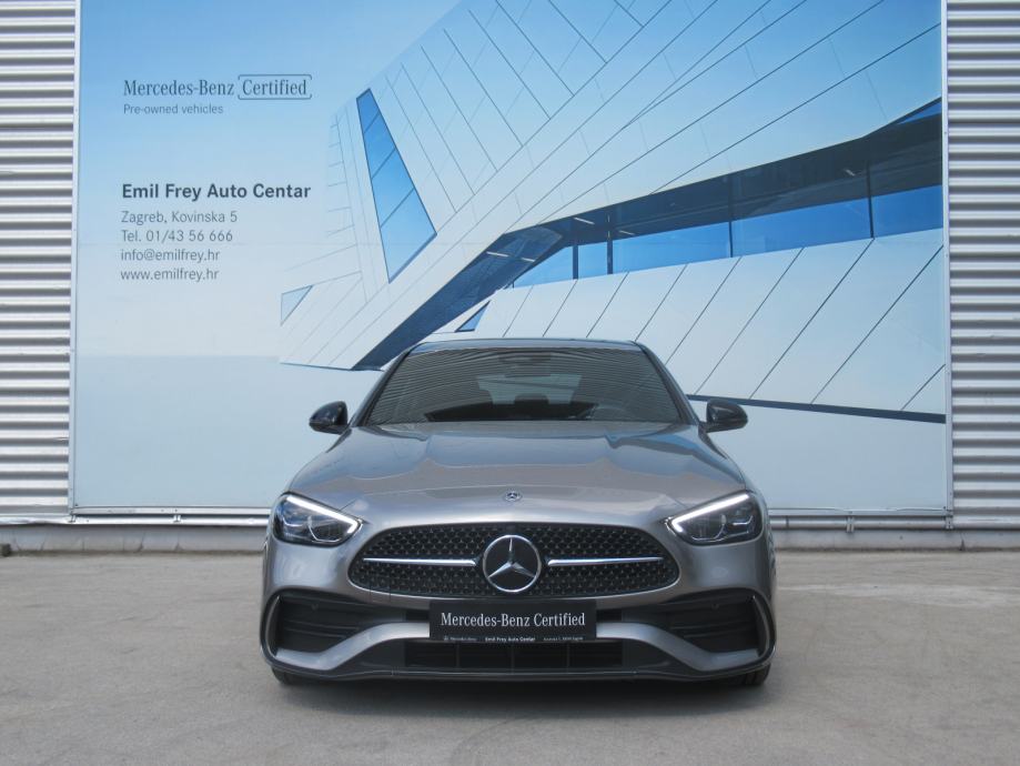 Mercedes-Benz C-klasa 220 d AMG Line + Night paket, 2021 god.