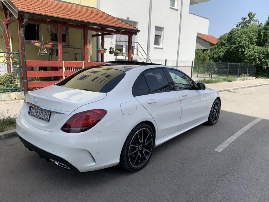 Mercedes-Benz C-klasa 220 d AMG Line Night paket, 2018 god.