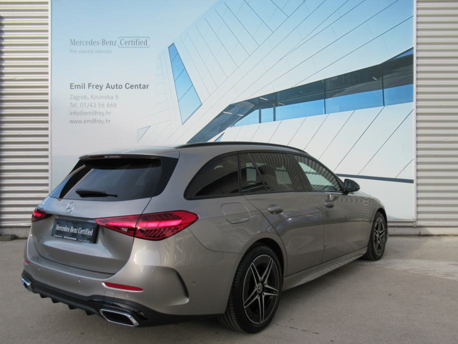 Mercedes-Benz C-klasa 220 d T AMG Line + Night paket, 2022 god.