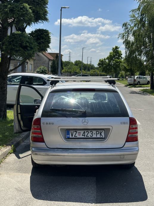 Mercedes-Benz C-klasa 220, 2002 god.