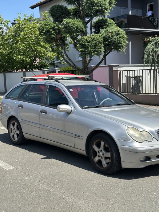 Mercedes-Benz C-klasa 220, 2002 god.