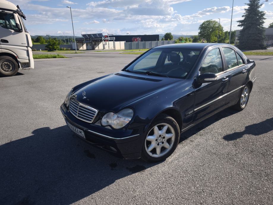 Mercedes-Benz C-klasa 270, 2001 god.