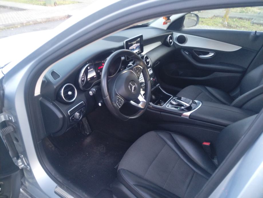Mercedes-Benz C-klasa C 220d 4 matica avangard automatik, 2017 god.