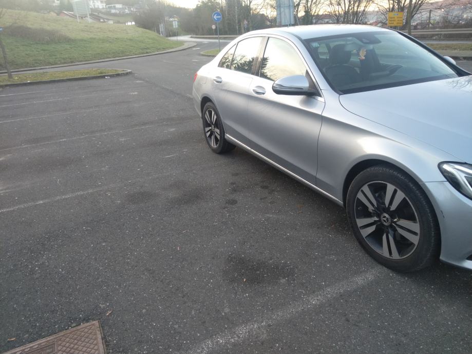 Mercedes-Benz C-klasa C 220d 4 matica avangard automatik, 2017 god.