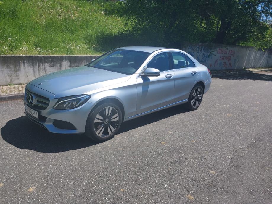 Mercedes-Benz C-klasa C 220d 4 matica avangard automatik, 2017 god.