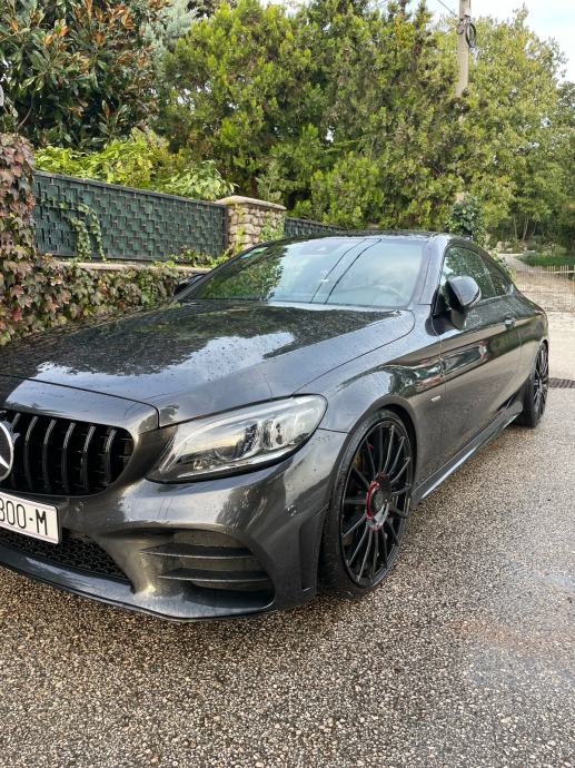 Mercedes-Benz C-klasa Coupe 300, 2018 god.