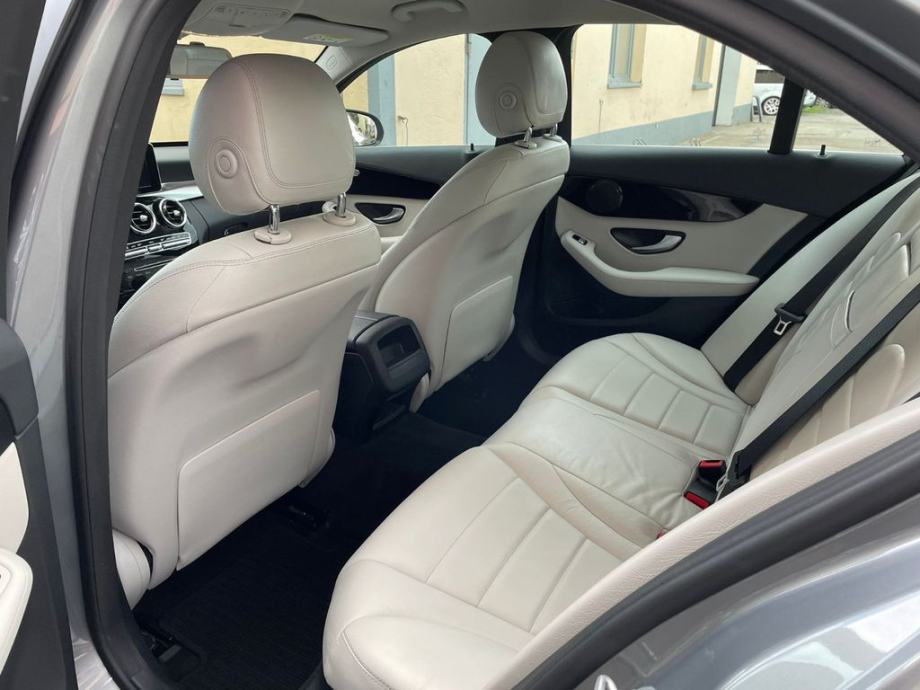 Mercedes-Benz C180d, 2014 god.