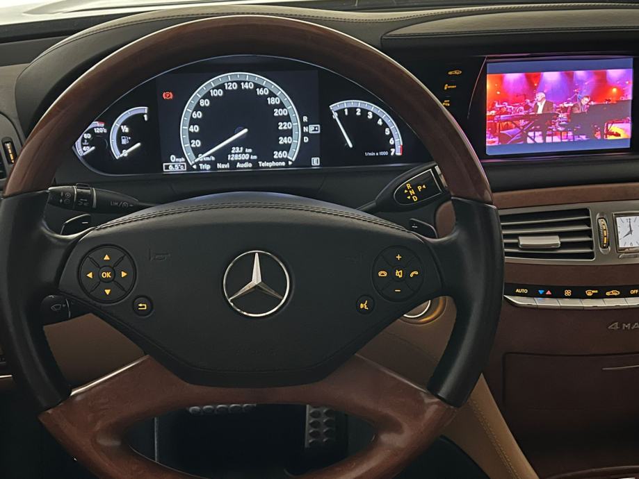 Mercedes-Benz CL 500 4MATIC, 2010 god.