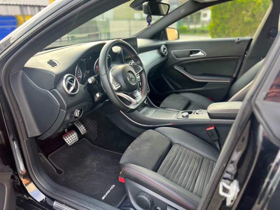Mercedes-Benz CLA 180d *AMG* AUTOMATIK *PANORAMA* FULL LED*, 2017 god.