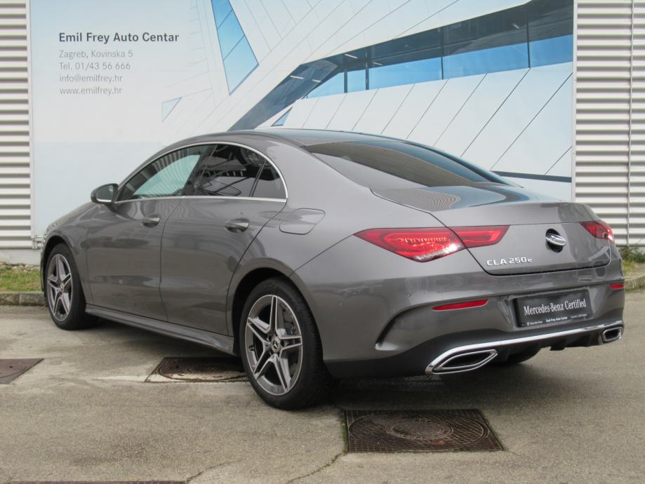 Mercedes-Benz CLA 250 e Plug-in hybrid AMG Line/DISTRONIC/KEYLESS, 2023 ...