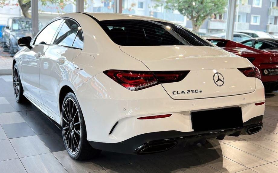 Plug-in hibrid*AMG-Line* CLA 250e **SPECIAL EDITION**BURM*NIGHT*MBUX ...
