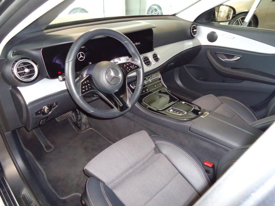 Mercedes-Benz E 220 d Avantgarde MBUX High LED Totwinkel, 2020 god.