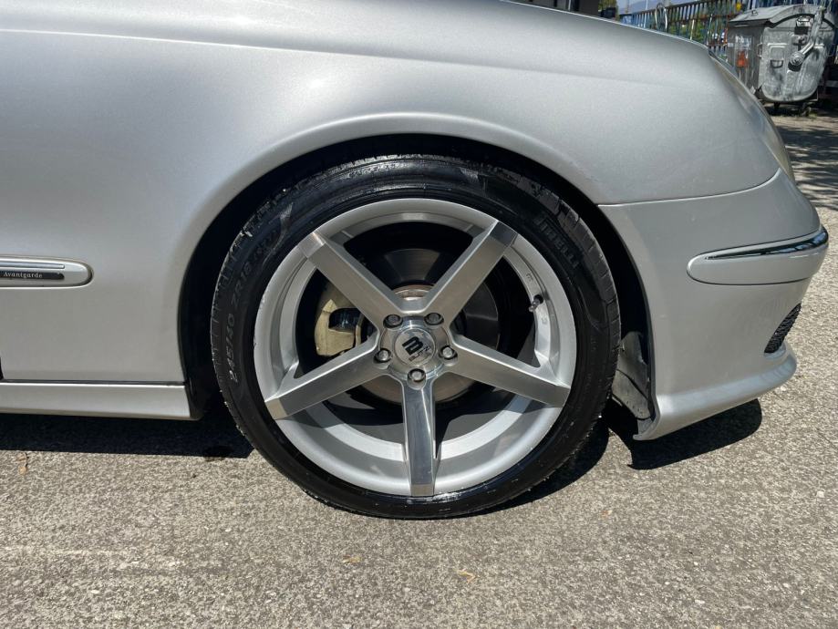 Mercedes-Benz E-klasa 270 CDI AMG optik, 2004 god.