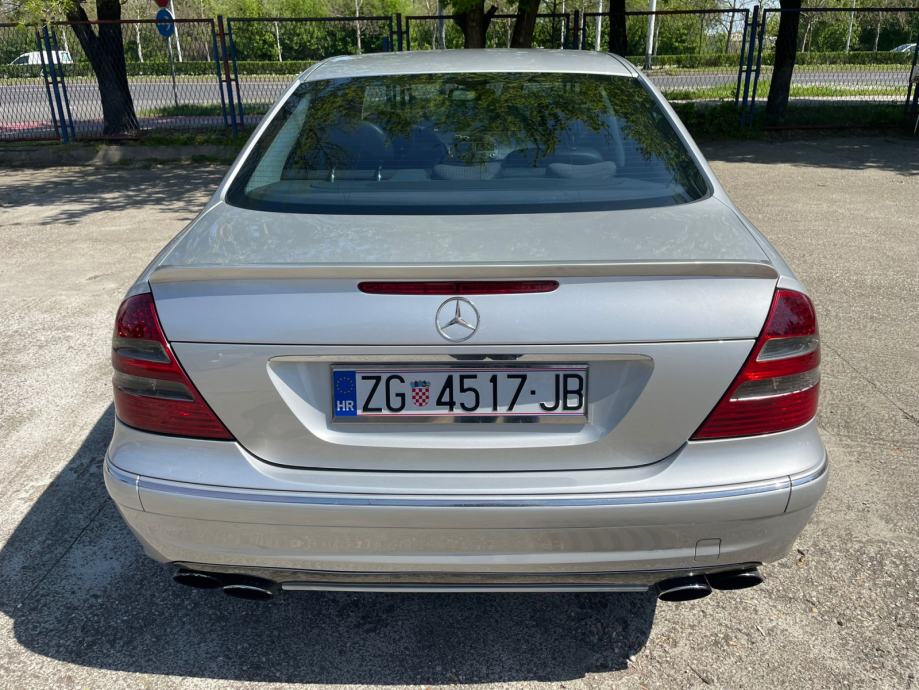 Mercedes-Benz E-klasa 270 CDI AMG optik, 2004 god.