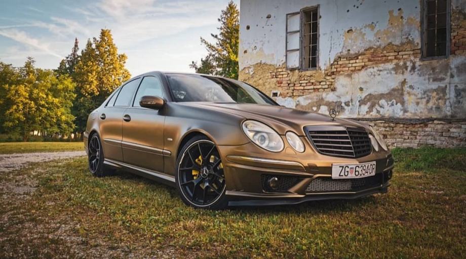 Mercedes E 270 CDI ,E63 AMG Optika (ZAMJENA), 2002 god.