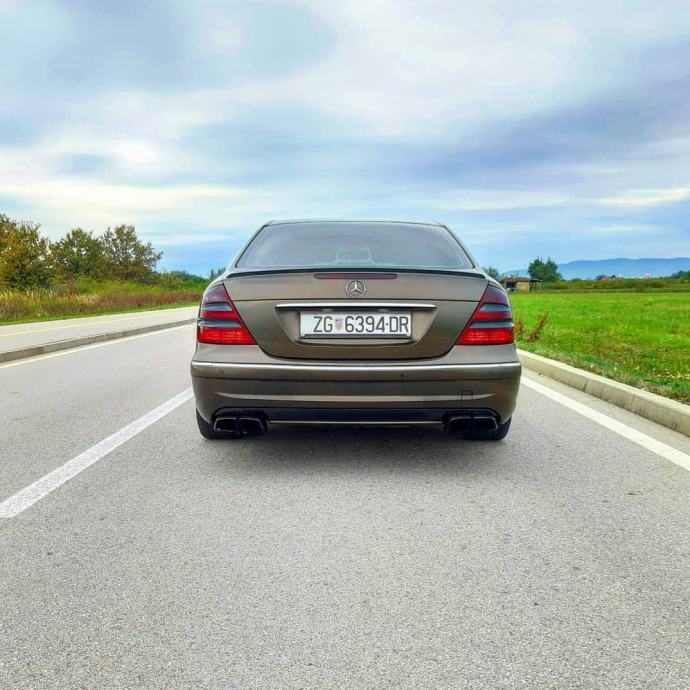Mercedes E 270 CDI ,E63 AMG Optika (ZAMJENA), 2002 god.