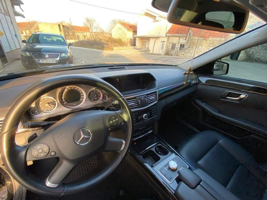Mercedes-Benz E-klasa 300 CDI automatik, 2011 god.