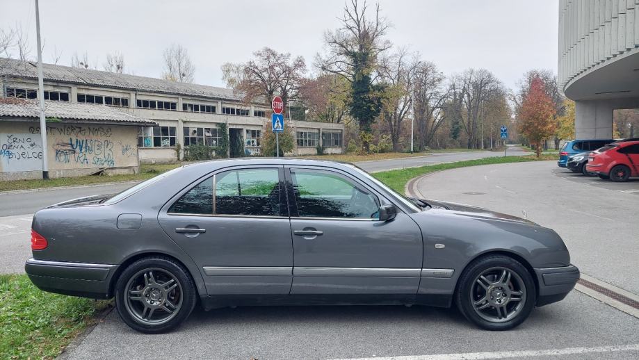 Mercedes-Benz E-klasa 300 D M606 zamjena za kombi Kartice Rate, 1996 god.