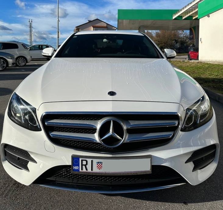 Mercedes-Benz E-klasa E-300de HYBRID, AMG paket opreme, 2020 god.