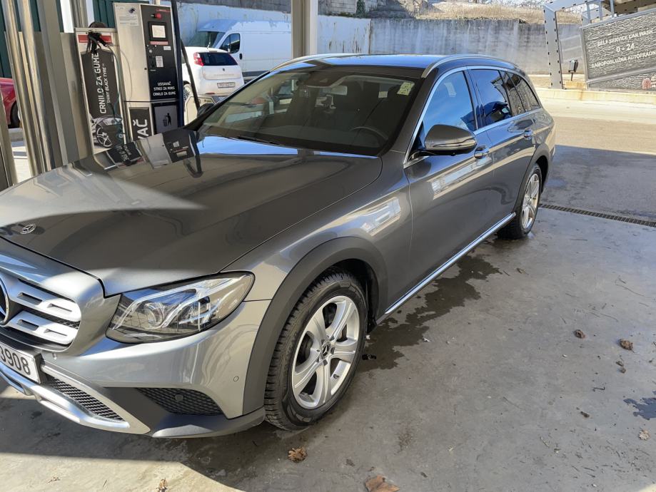 Mercedes-Benz E-klasa T-model E220D 4MATIC ALLTERRAIN automatik, 2018 god.