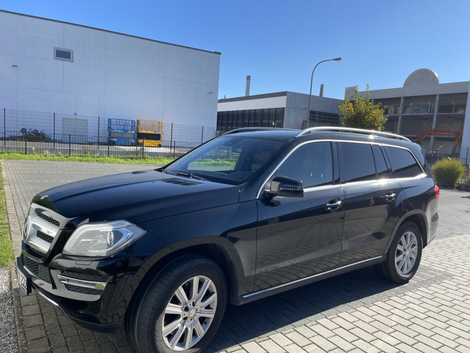 Mercedes-Benz GL GL 500 4MATIC, 2015 god.