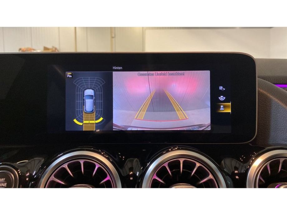 Mercedes-Benz GLA 200+AMG+KEY-GO+LED+EASY-HECK+NIGHT+PREM-NAV, 2020 god.