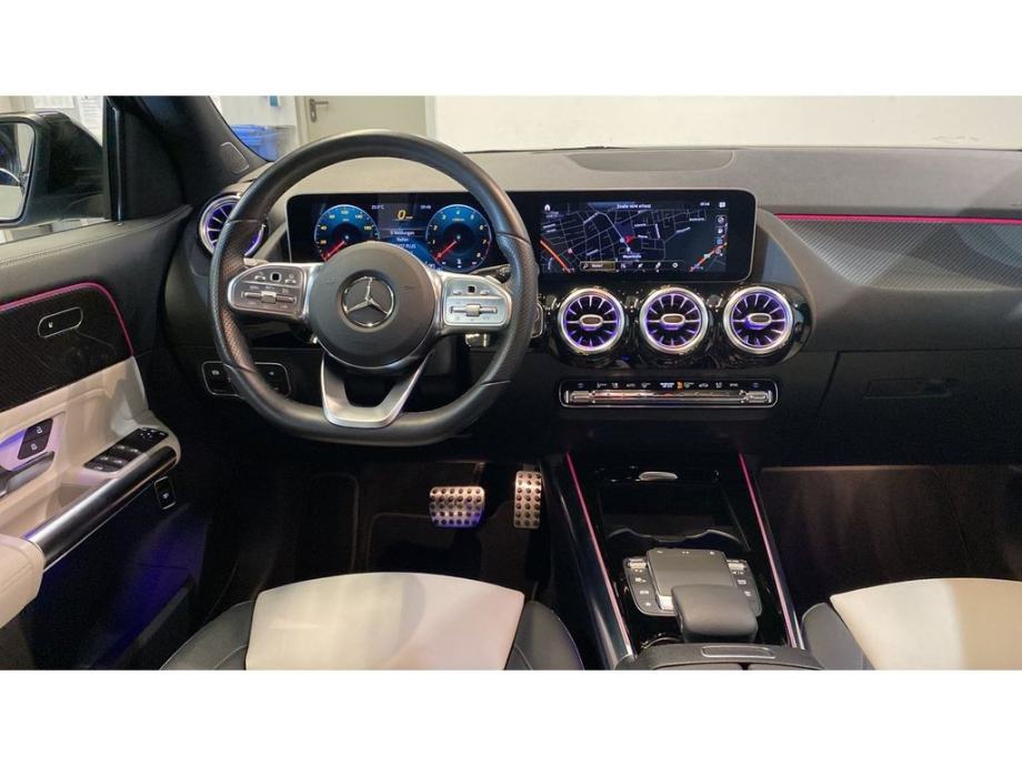 Mercedes-Benz GLA 200+AMG+KEY-GO+LED+EASY-HECK+NIGHT+PREM-NAV, 2020 god.
