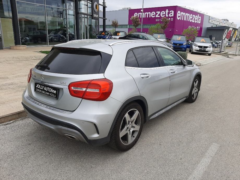 Mercedes-Benz GLA 200 CDI AMG Line USLUŽNA PRODAJA, 2015 god.