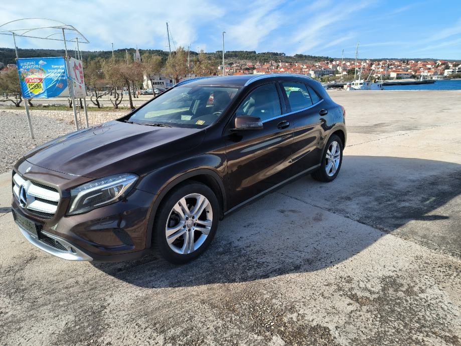 Mercedes-Benz GLA 200 CDI Automatik U Pdv u AKCIJA. 18900€, 2015 god.
