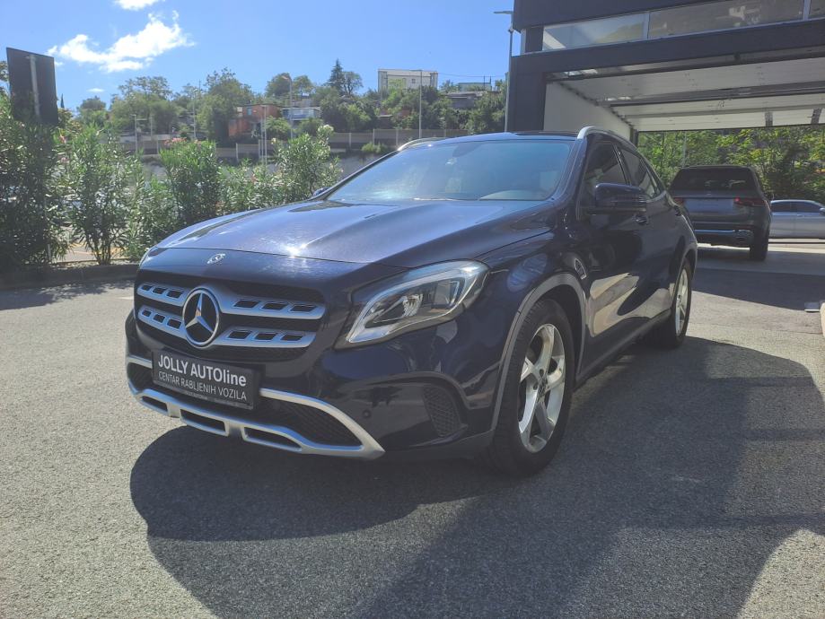 Mercedes-Benz GLA 200 d 4M-USLUŽNA PRODAJA, 2018 god.