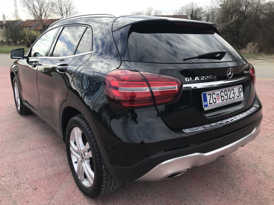 Mercedes-Benz GLA 220 d 4MATIC, 2017 god.