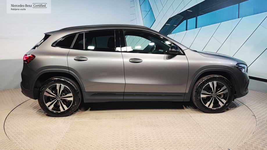 Mercedes-Benz GLA 220 d Progressive automatik, 2021 god.