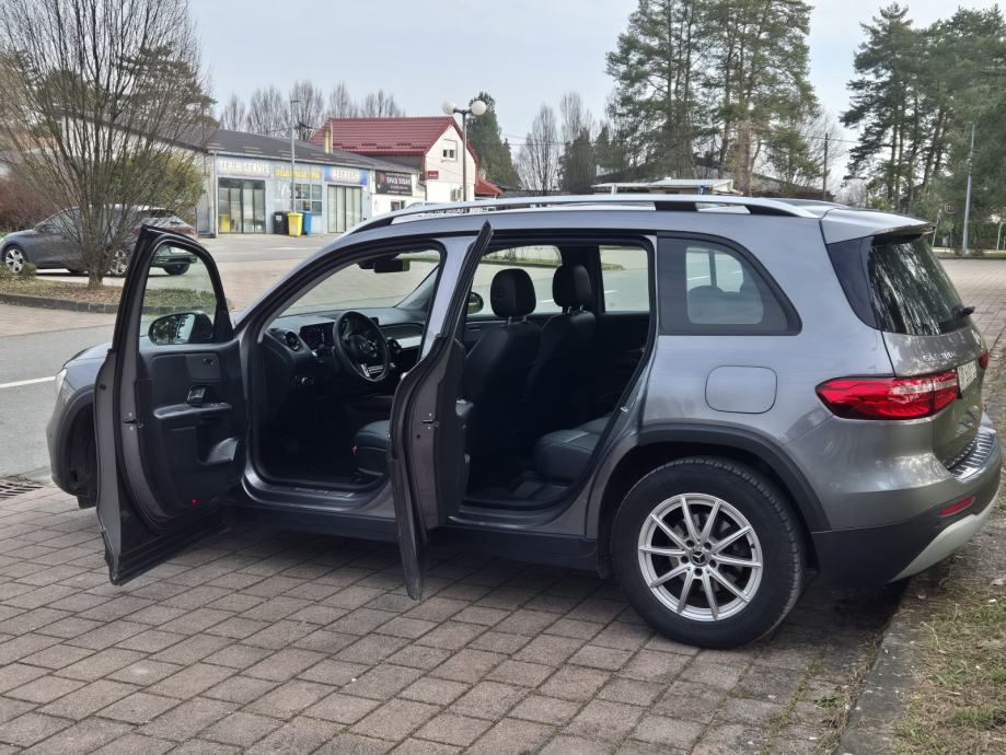Mercedes-Benz GLB 180 d, 2021 god.
