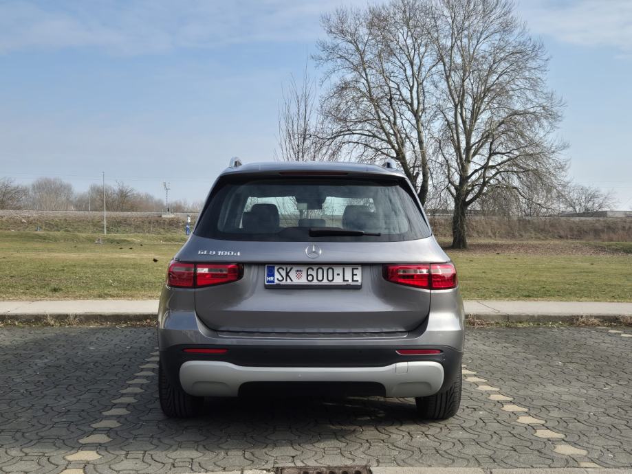 Mercedes-Benz GLB 180 d, 2021 god.