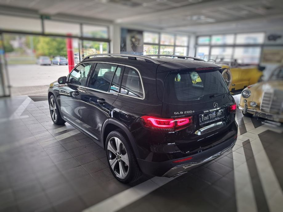 Mercedes Benz GLB 200d Progressive 8G REZERVIRANO 2021 God mercedes-benz-glb-200d-progressive-8g-rezervirano-2021-god