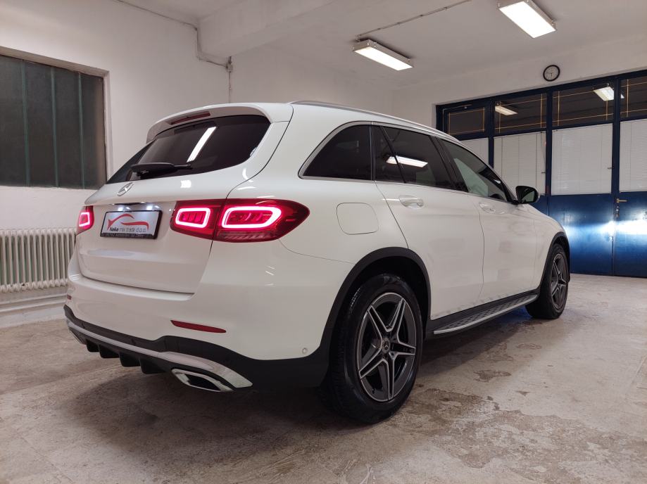 Mercedes-Benz GLC 200d 4MATIC *AMG LINE* PANO/LED/KAMERA/NAV/2xALU/TOP ...