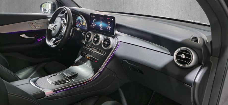 Mercedes-Benz GLC 220 d Coupe 4M AMG NIGHT- PARK-P DIST MBUX, 2021 god.