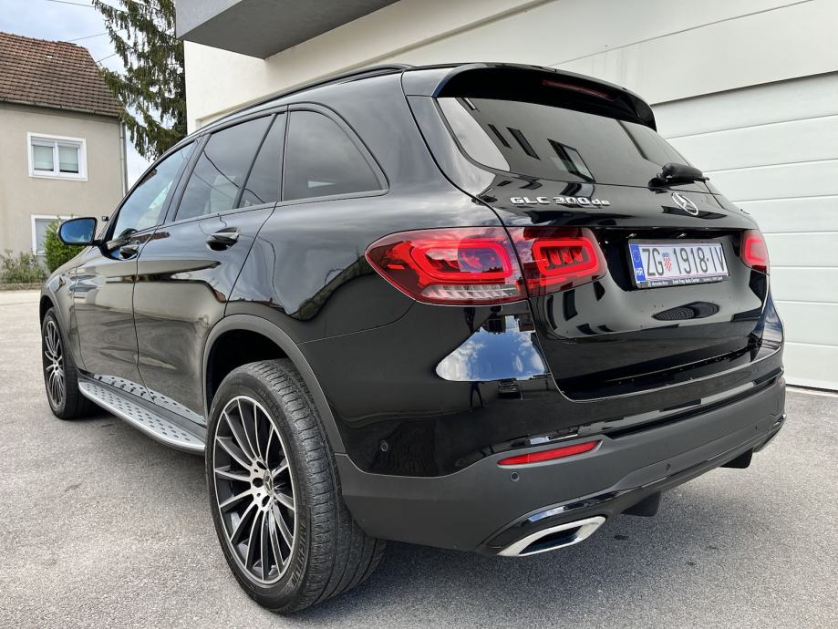 Mercedes-Benz GLC 300de AMG BLACK NIGHT PAKET, 2021 god.