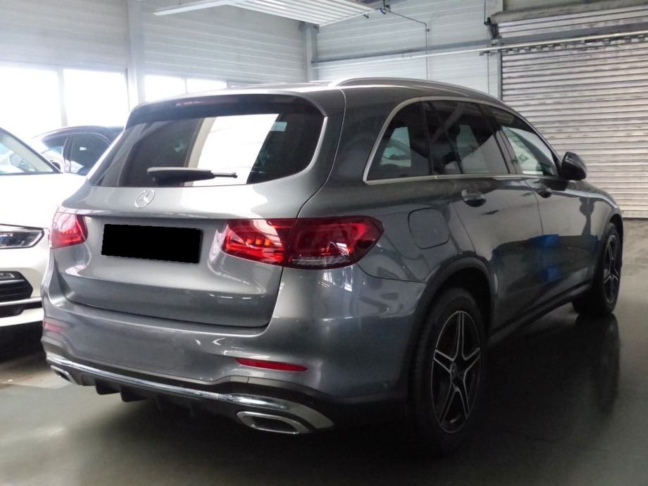 Mercedes-Benz GLC 300 d 4Matic*AMG LINE*LED*360°KAMERA*PANO*, 2019 god.