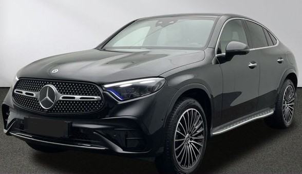 Mercedes-Benz GLC 300 de 4M Coupé AMG Panorama Distronic AHK, 2024 god.