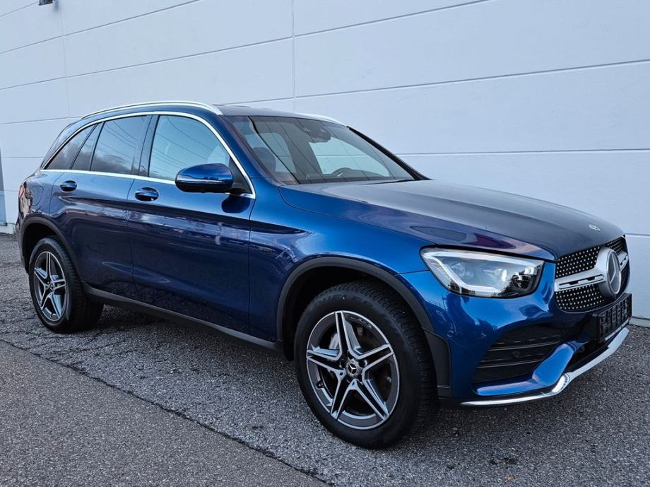 Mercedes-Benz GLC 300de 4Matic AMG-Line *PANORAMA* *360 KAMERA*, 2021 god.