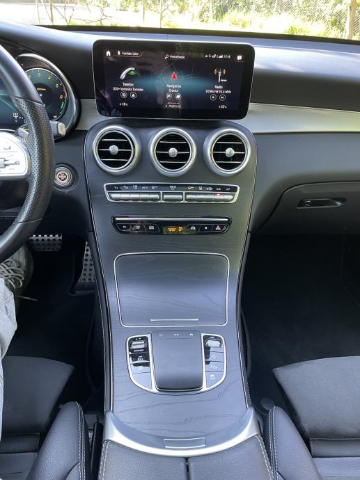 Mercedes-Benz HIBRID GLC 300DE AMG PANO…, 2021 god.
