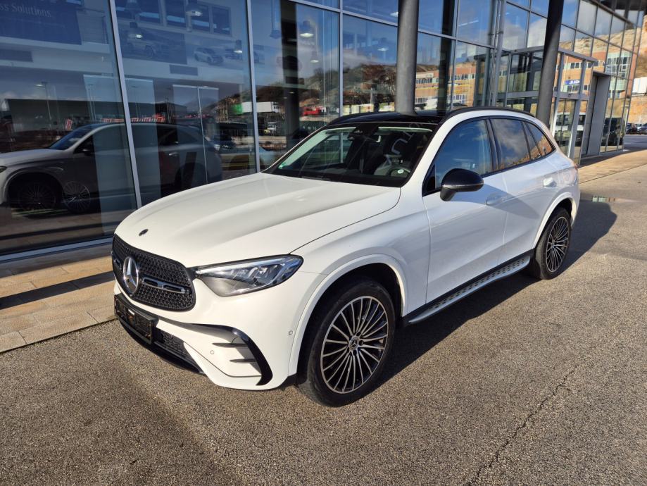 Mercedes-Benz GLC 300 de 4MATIC AMG line, 2024 god.