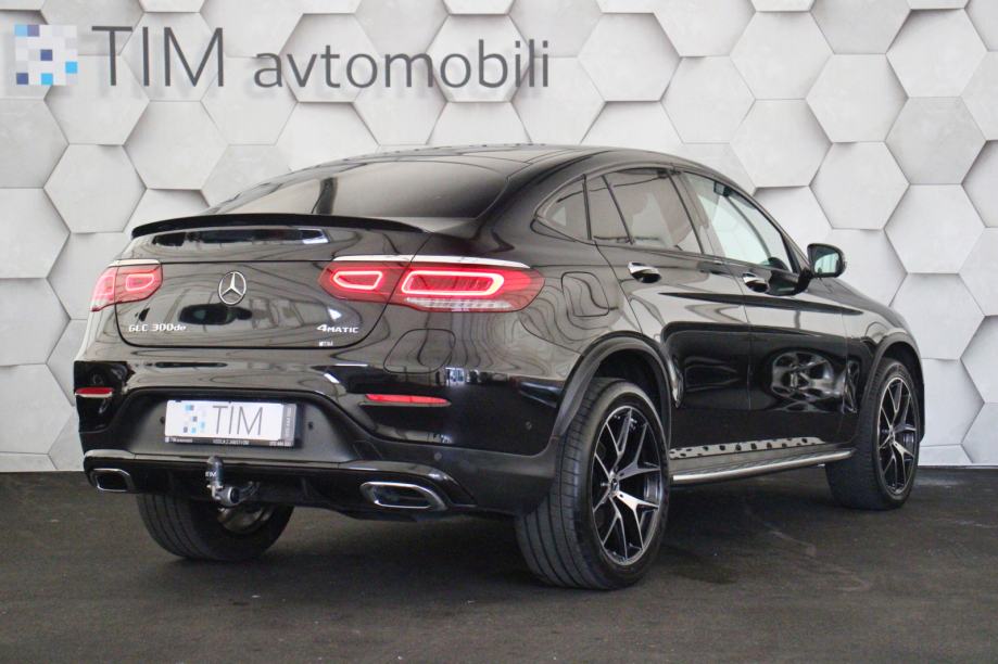 Mercedes-Benz GLC Coupe 300de Hybrid 4-Matic 9G-Tronic AMG Line HEADup, 2021 god.