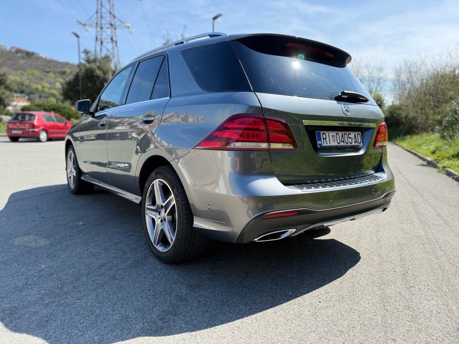 Mercedes-Benz GLE 250d AMG 4MATIC, 2017 god.