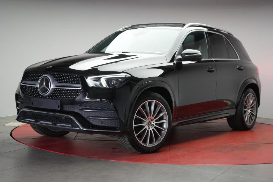 Mercedes-Benz GLE 300 d 4Matic, 2021 god.