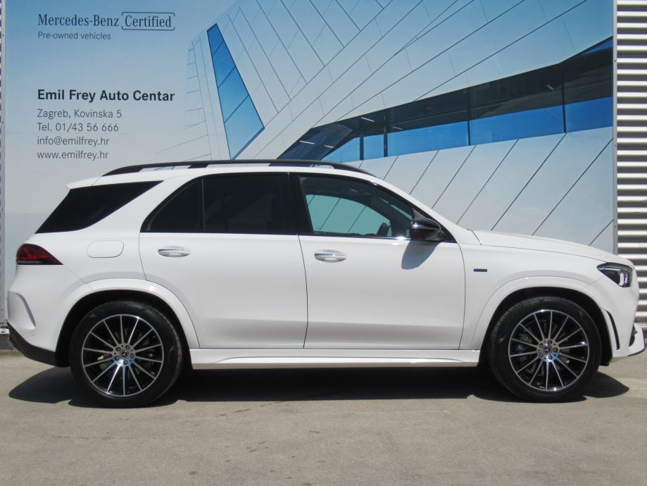 Mercedes-Benz GLE 350 de 4MATIC AMG Line + Night paket, 2021 god.