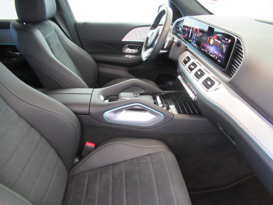 Mercedes-Benz GLE 350 de 4MATIC AMG Line, 2022 god.